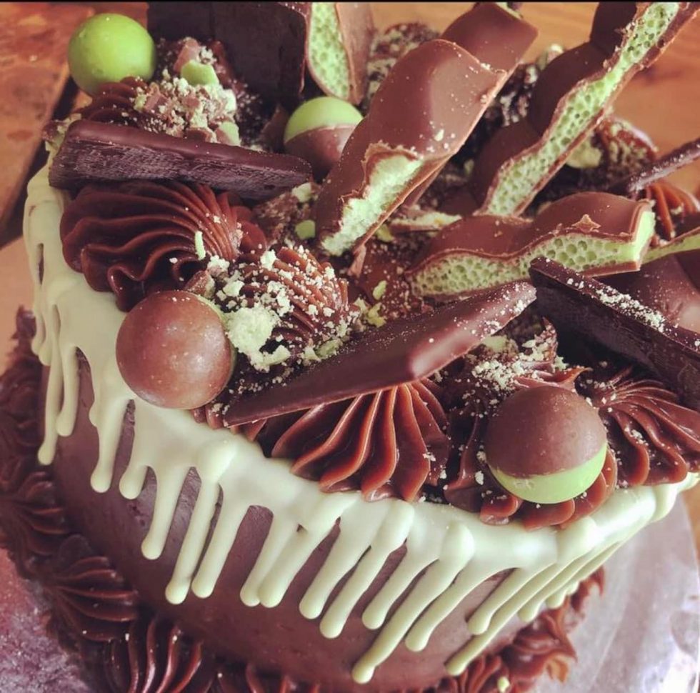 Celebration Cakes | Delilicious